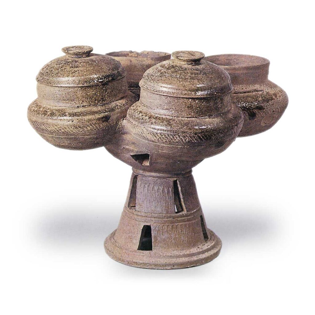 Sue ware: four clustered jars on tall foot. – Ceramics Story