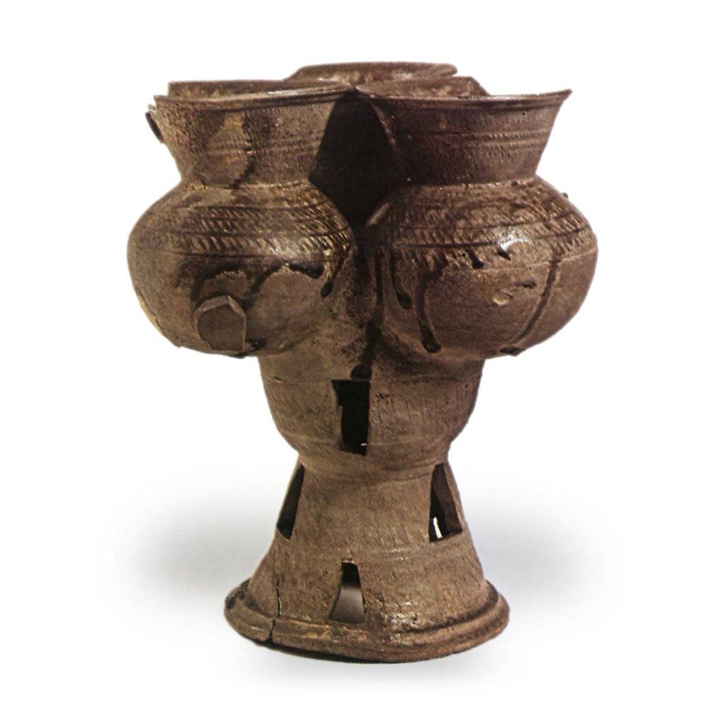 Sue ware: Three-layered jar with stand – Ceramics Story