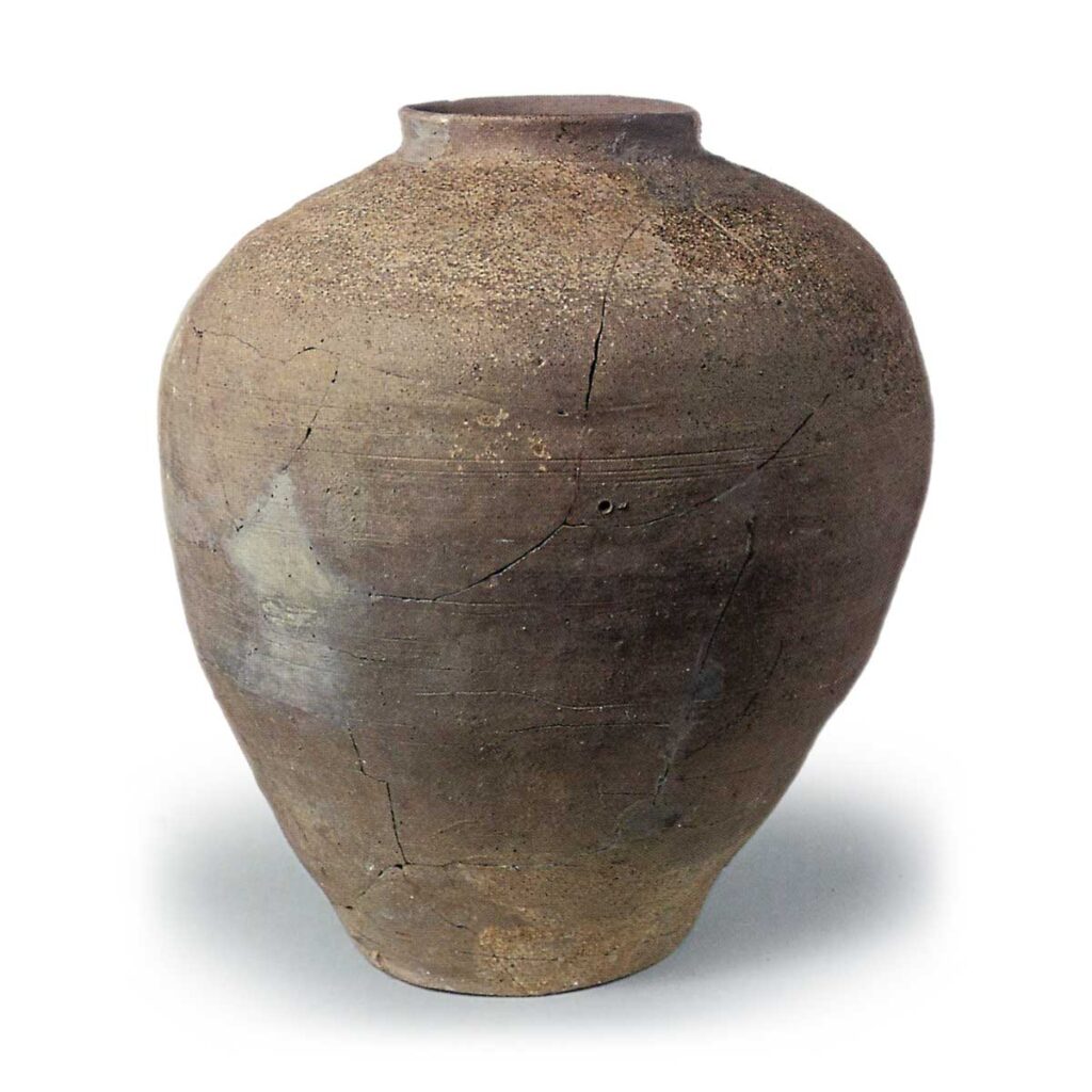 Tokoname ware: short-neck jar. – Ceramics Story