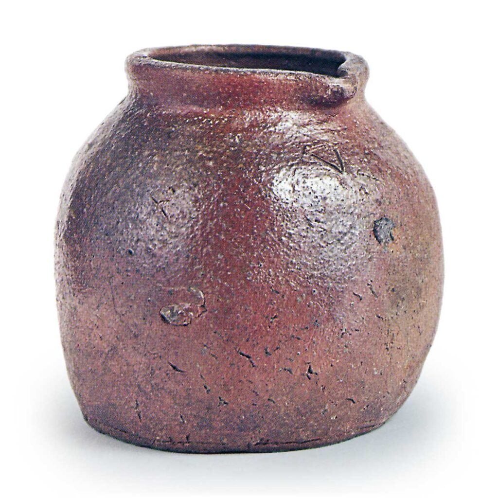 Tamba ware: small beaked jar. – Ceramics Story