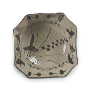 Two square mukozuke bowls with aquatic paint designs, E-garatsu type ...