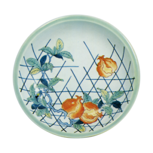 Disn with design of pomegranates along the fence. underglaze blue ...