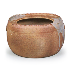Ninsei: shallow water jar with foliate rim, nagare glaze | Ceramics Story